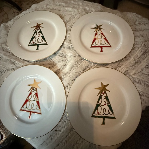 Pier 1 | Holiday | Pier Holiday Plates With Christmas Tree Design Red ...